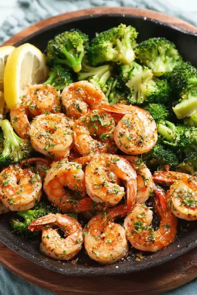 10 Easy Shrimp & Broccoli Recipes - FoodieVista