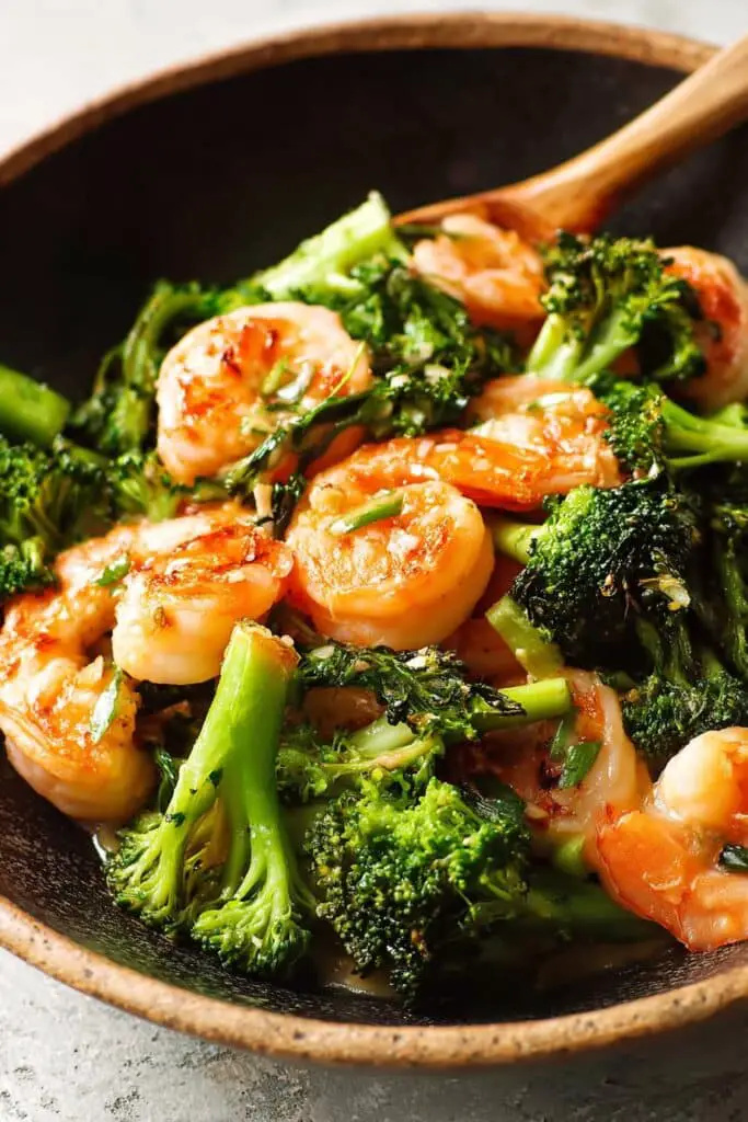 10 Easy Shrimp & Broccoli Recipes - FoodieVista